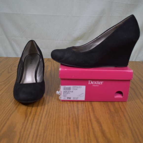 Dexter | Shoes | Dexter Kylie Size 9 Wide Black Faux Suede Pumps ...